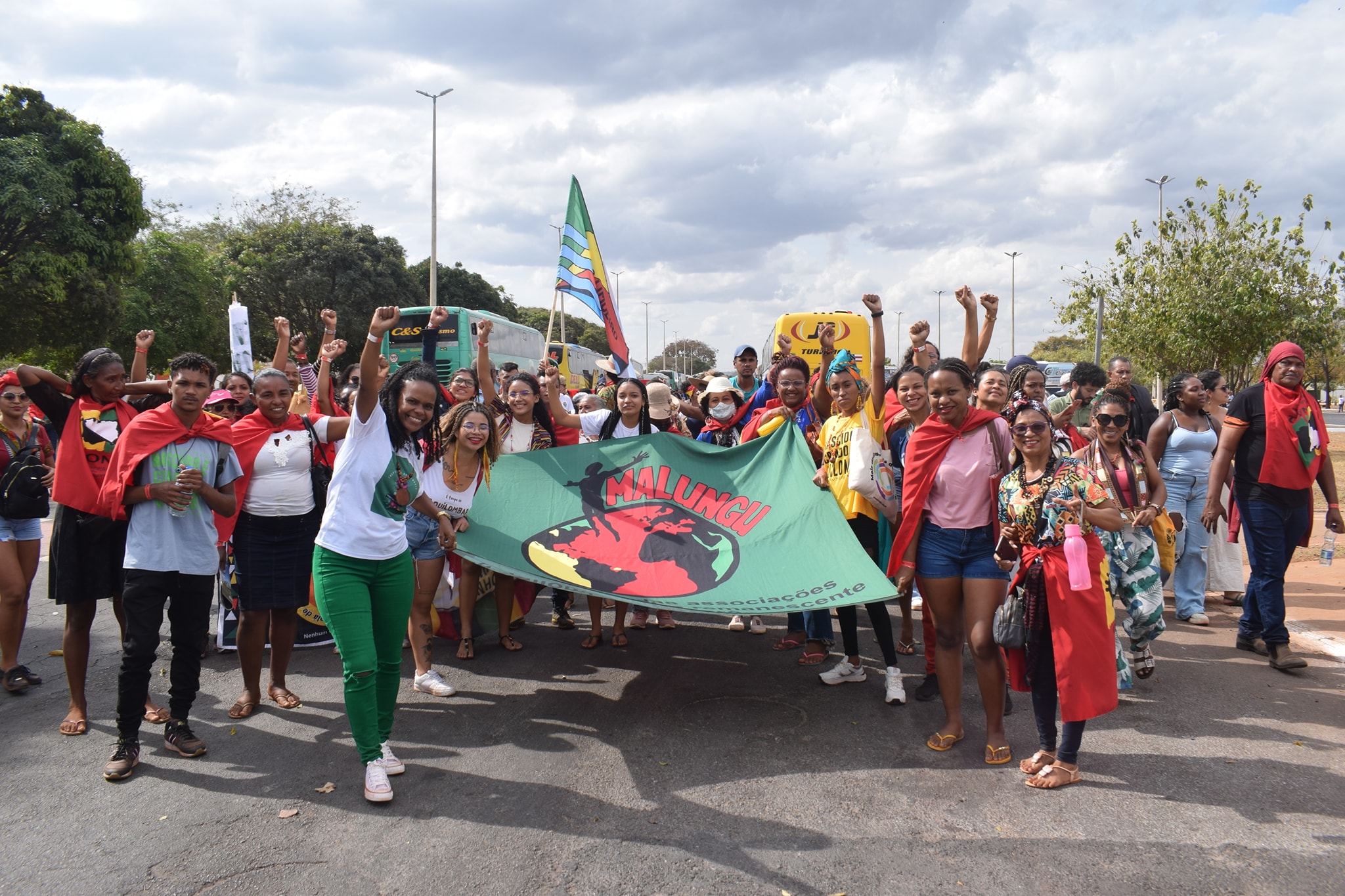 Donate Now | Collective Power, Collective Change by Thousand Currents