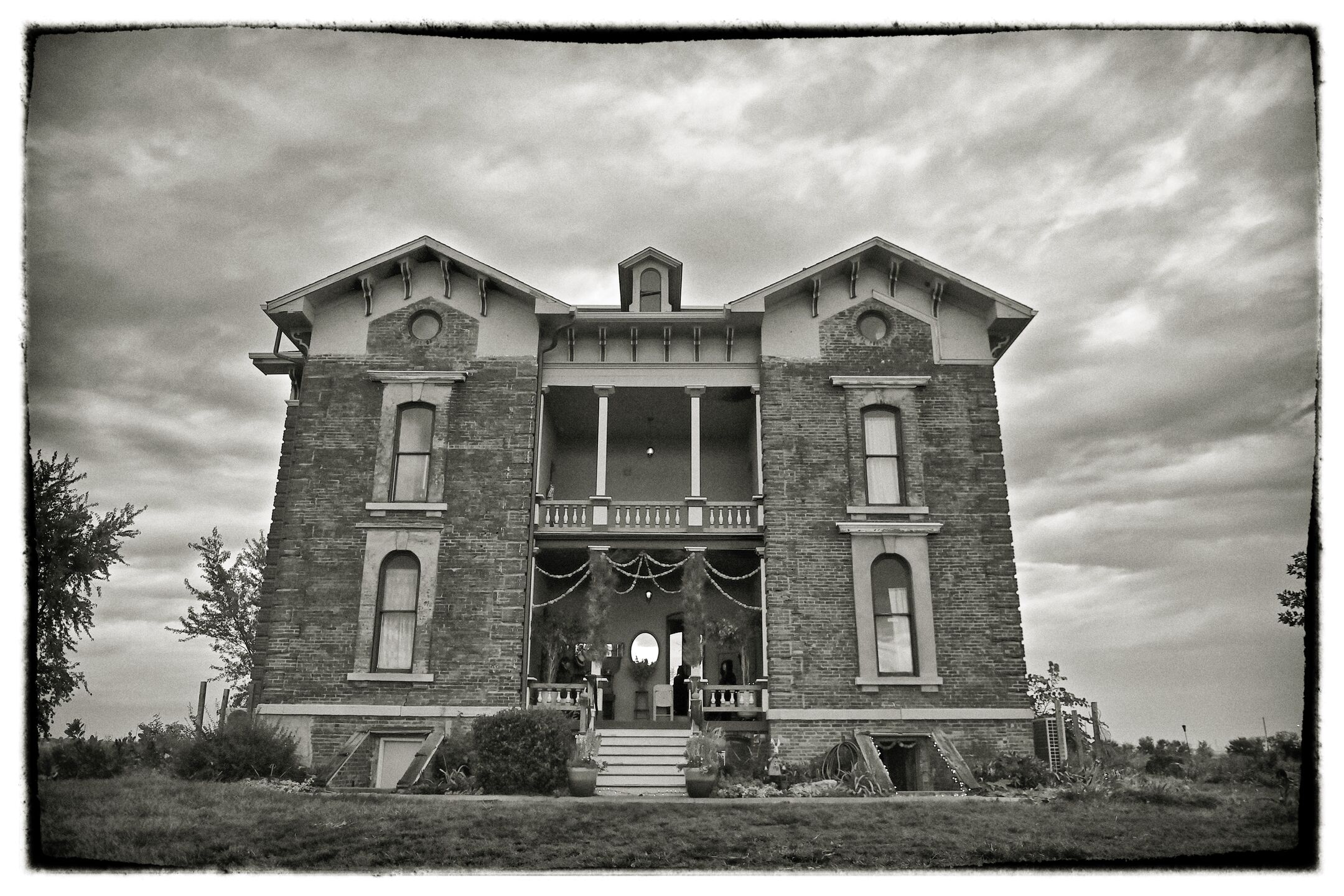 Donate Now | Duncan Manor House