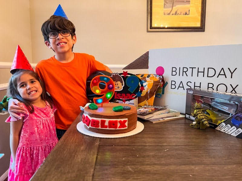 Bubbles & Birthday Bash by BIRTHDAY BASH BOX